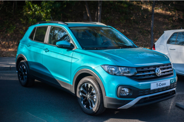 Si eres joven y te gustan los carros altos y amplios. La T-Cross puede ...